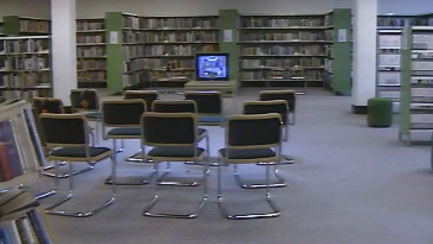 RTÉ Archives | Education | New Library In The Ilac Mall