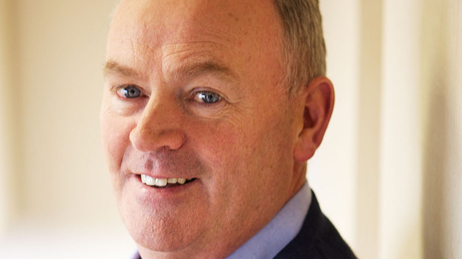 Sudden death of broadcaster Séamus Mac Géidigh