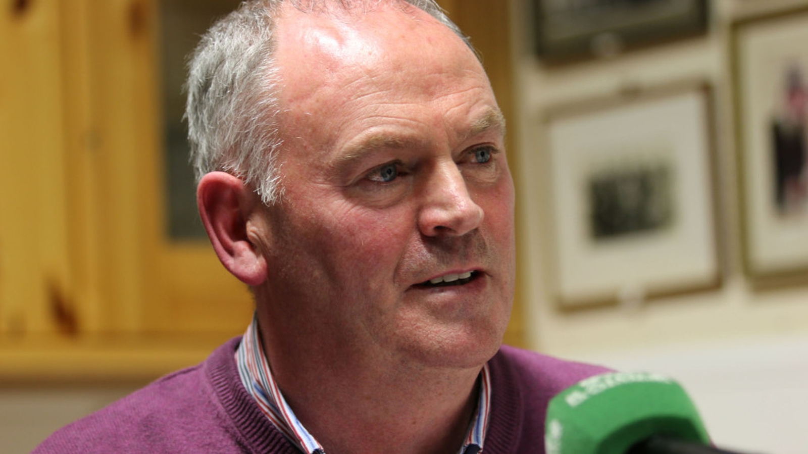 Aifreann sochraide do Shéamus Mac Géidigh i nDún na nGall inniu