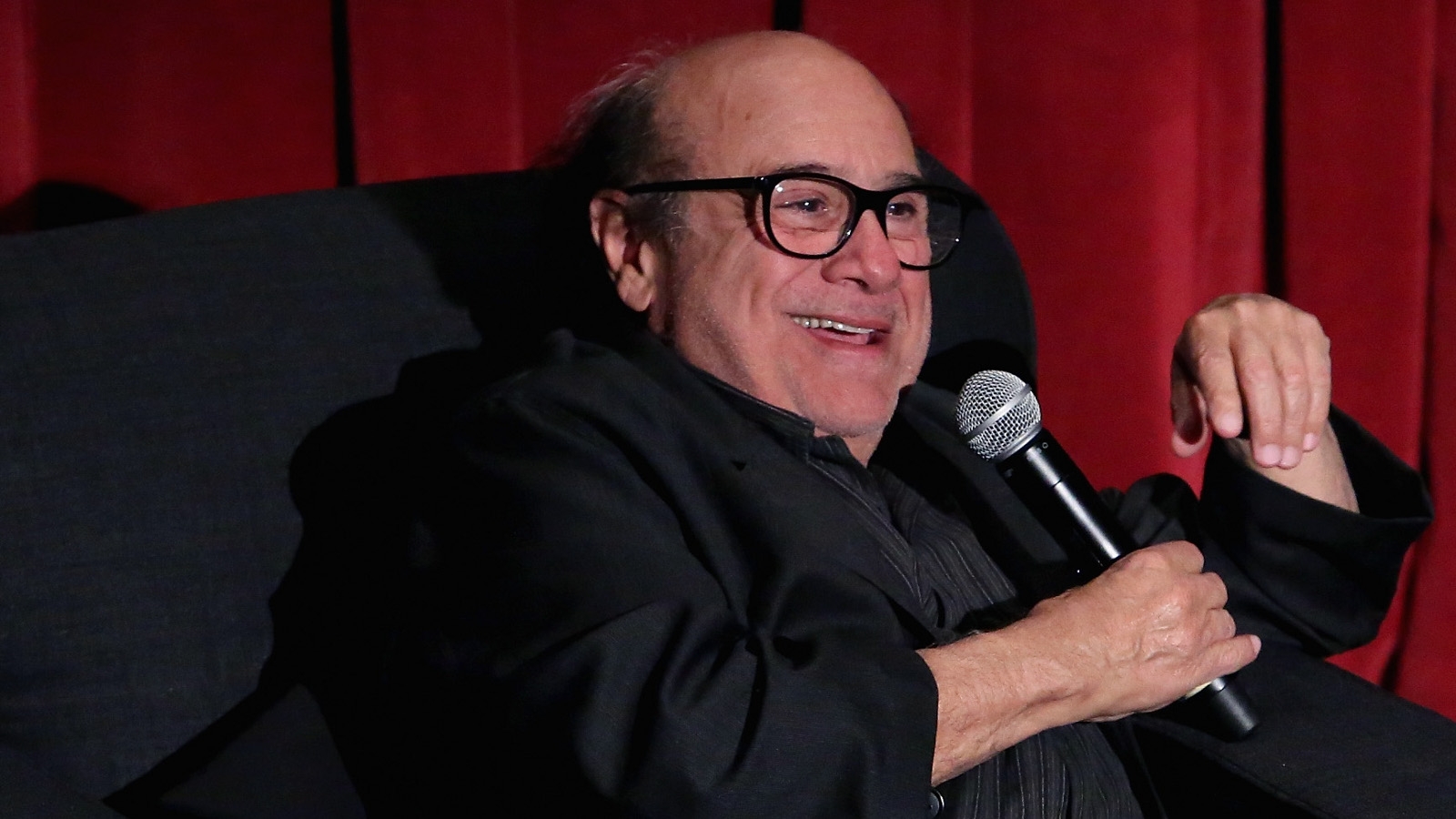 DeVito on USA: "Everything is bought and sold here"