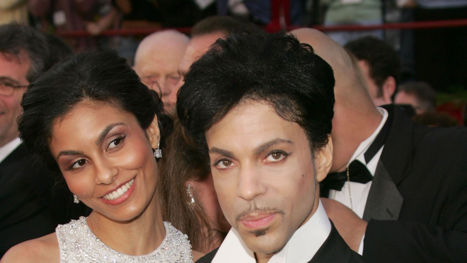 Prince's family hold a private service in his honour
