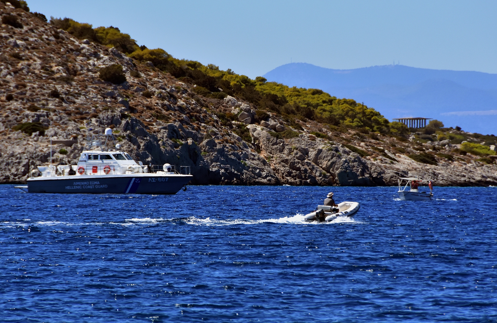 Four killed in Greek tourist boat crash
