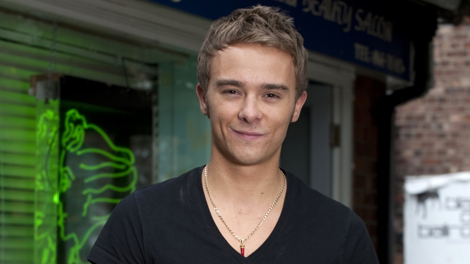 Jack P Shepherd 'signs six-figure' Corrie deal