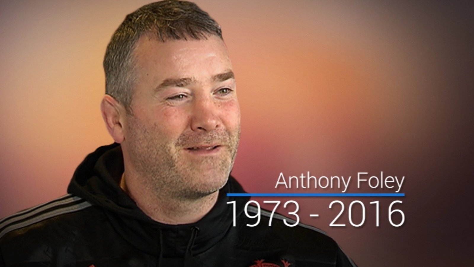 Leabhair comhbhróin do Anthony Foley