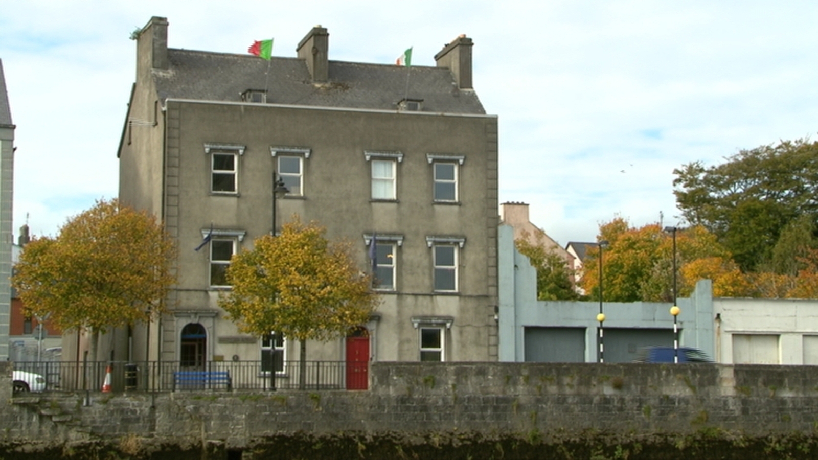 Mayo council to meet any unexpected library costs