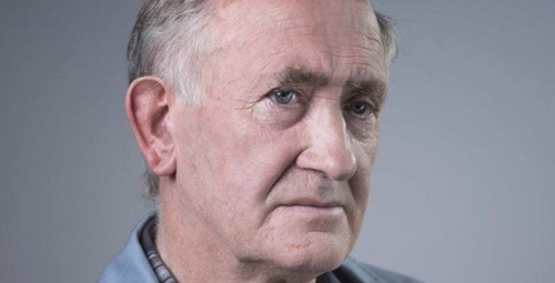 Omós á léiriú do Joe Steve