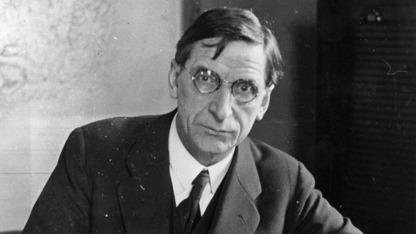 Eamon de Valera's grave vandalised