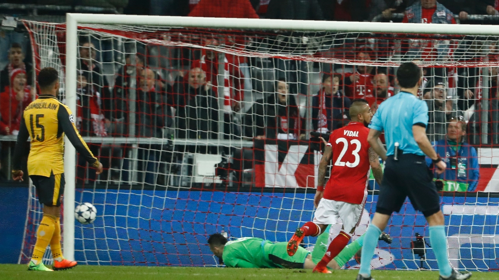 Recap: Bayern Munich 5-1 Arsenal