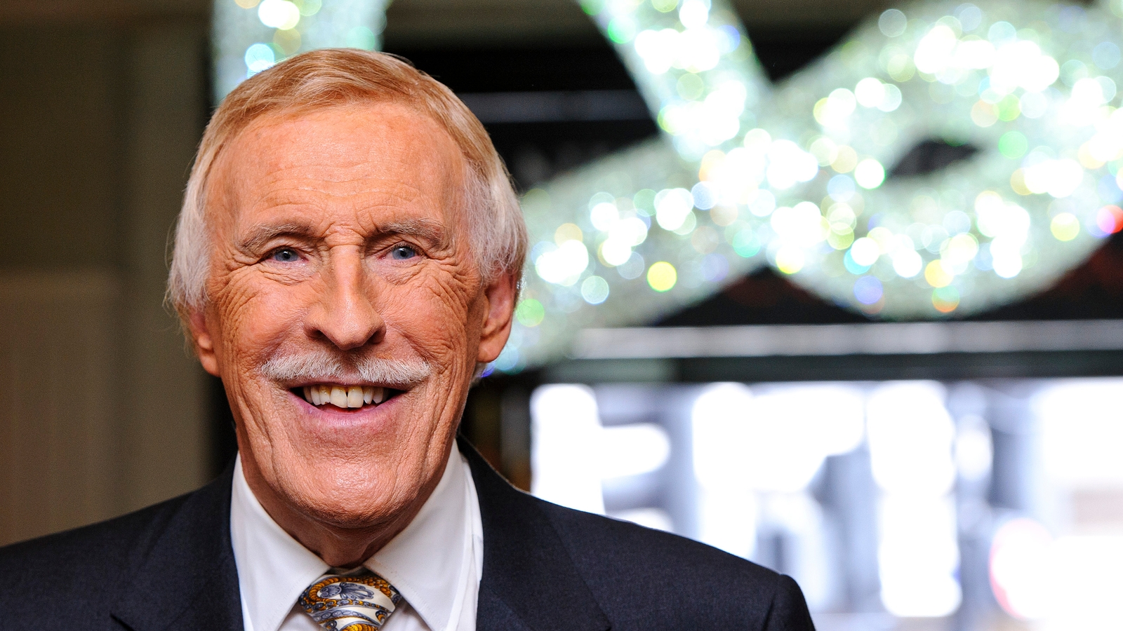 TV legend Bruce Forsyth has died at the age of 89