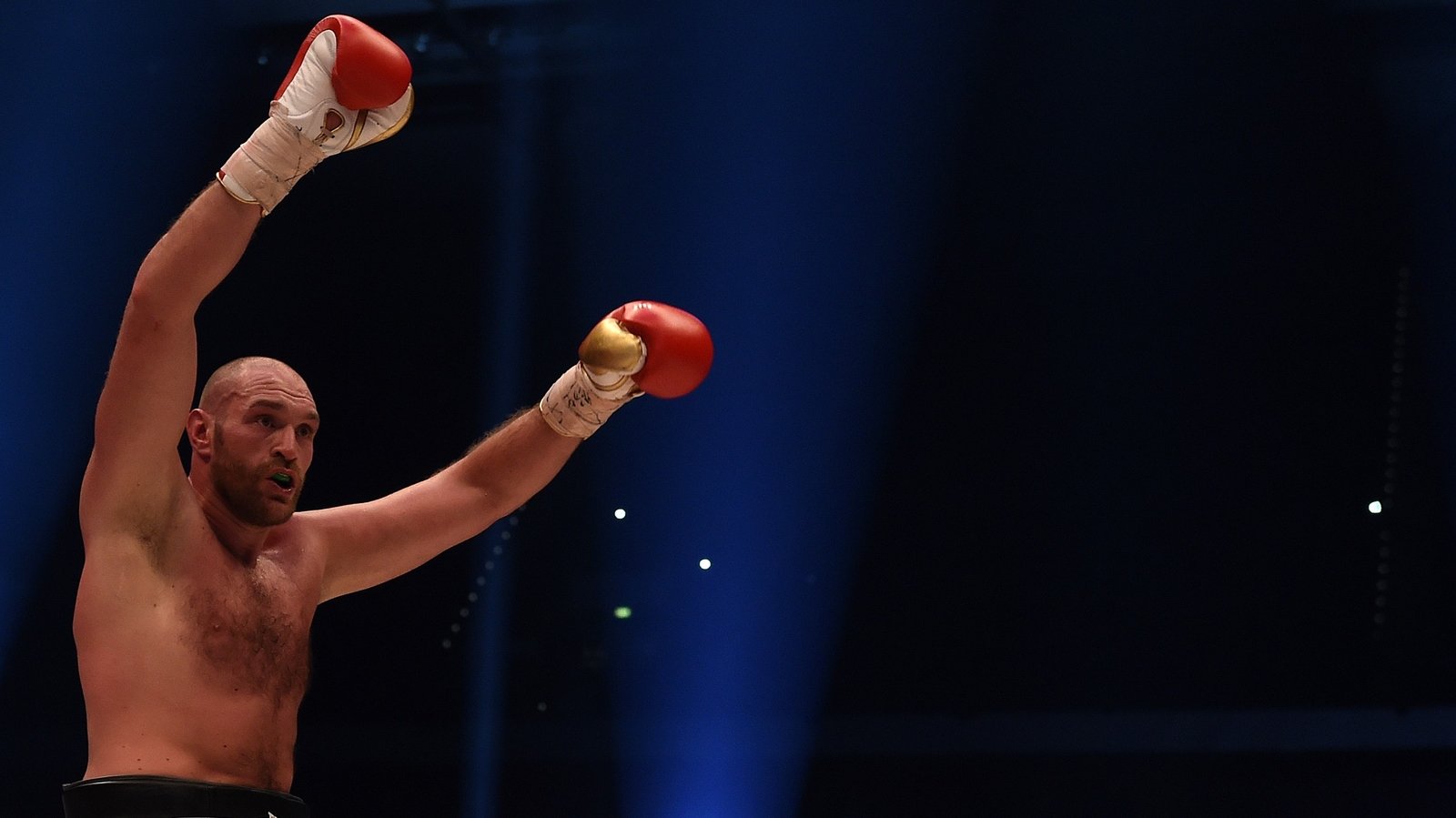 Fury names comeback date despite not holding licence