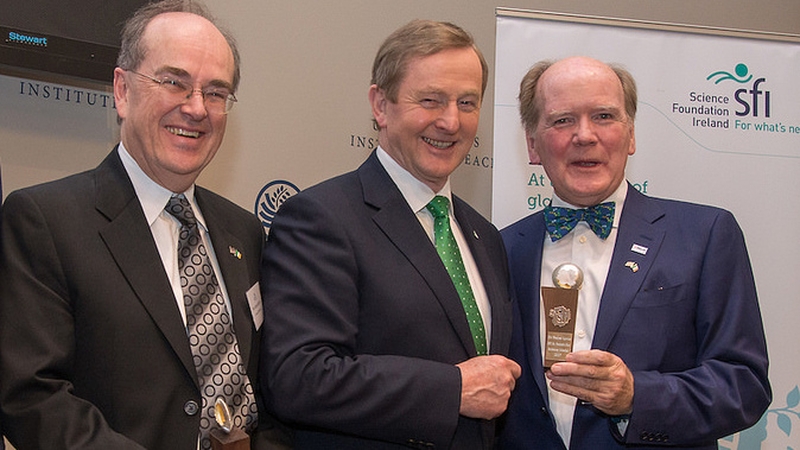 Biochemist and statistician awarded science medals