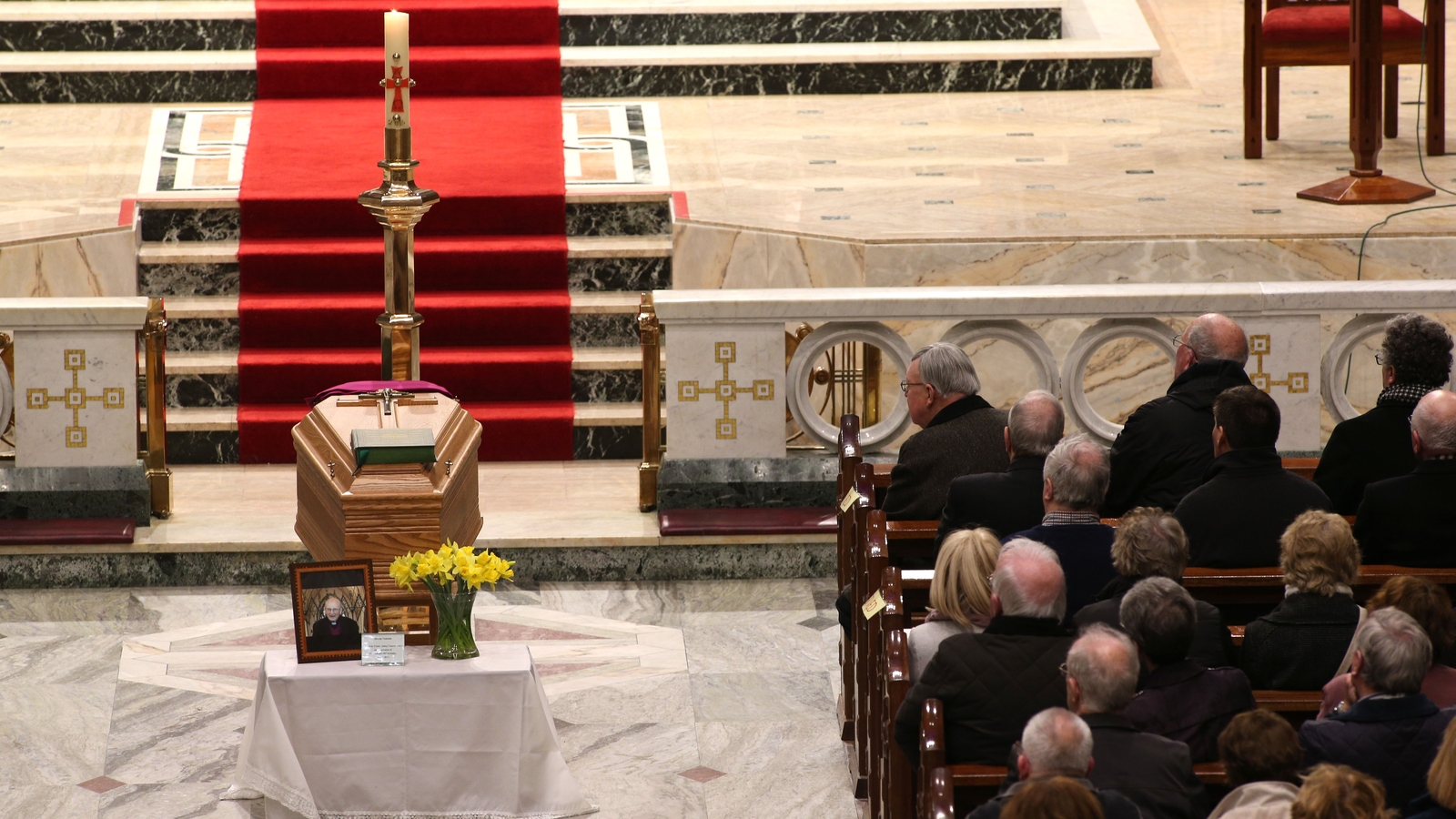 Funeral of Bishop Eamon Casey takes place in Galway