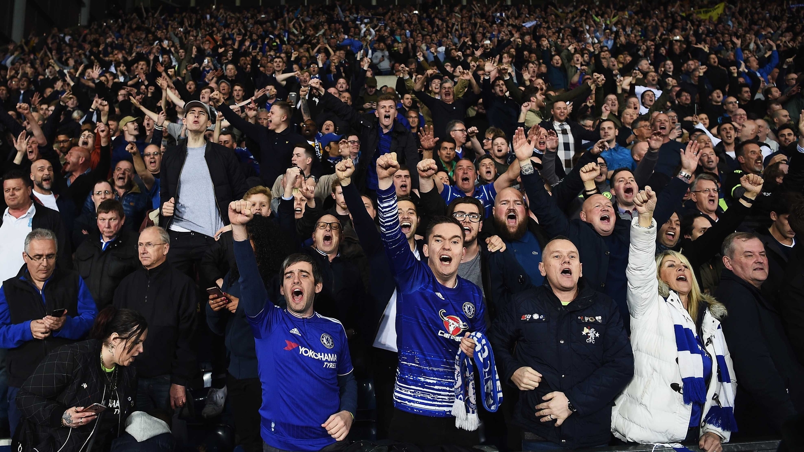 West Brom to investigate crowd trouble in Chelsea clash