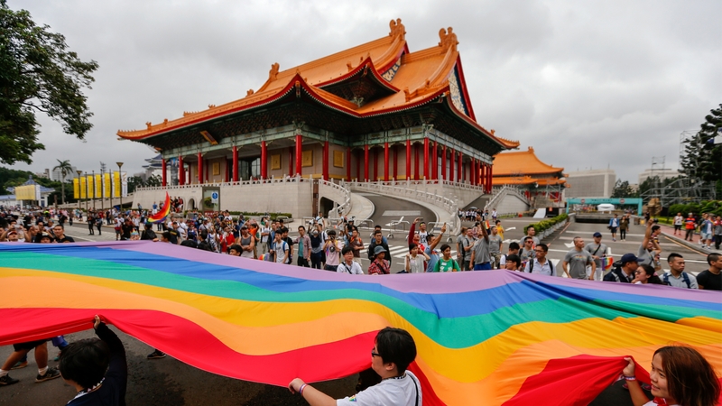 Taiwanese court rules to legalise same-sex marriage