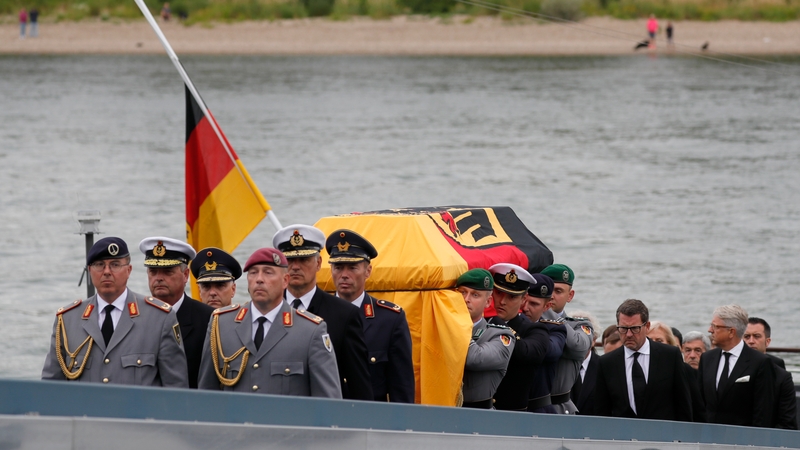 World leaders hail Kohl as a force behind united Europe