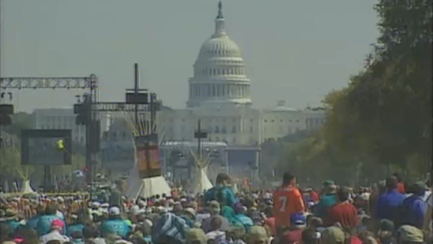 RTÉ Archives | Religion | Men Only Religious Rally