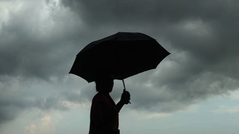 Status yellow weather warning for west and northwest