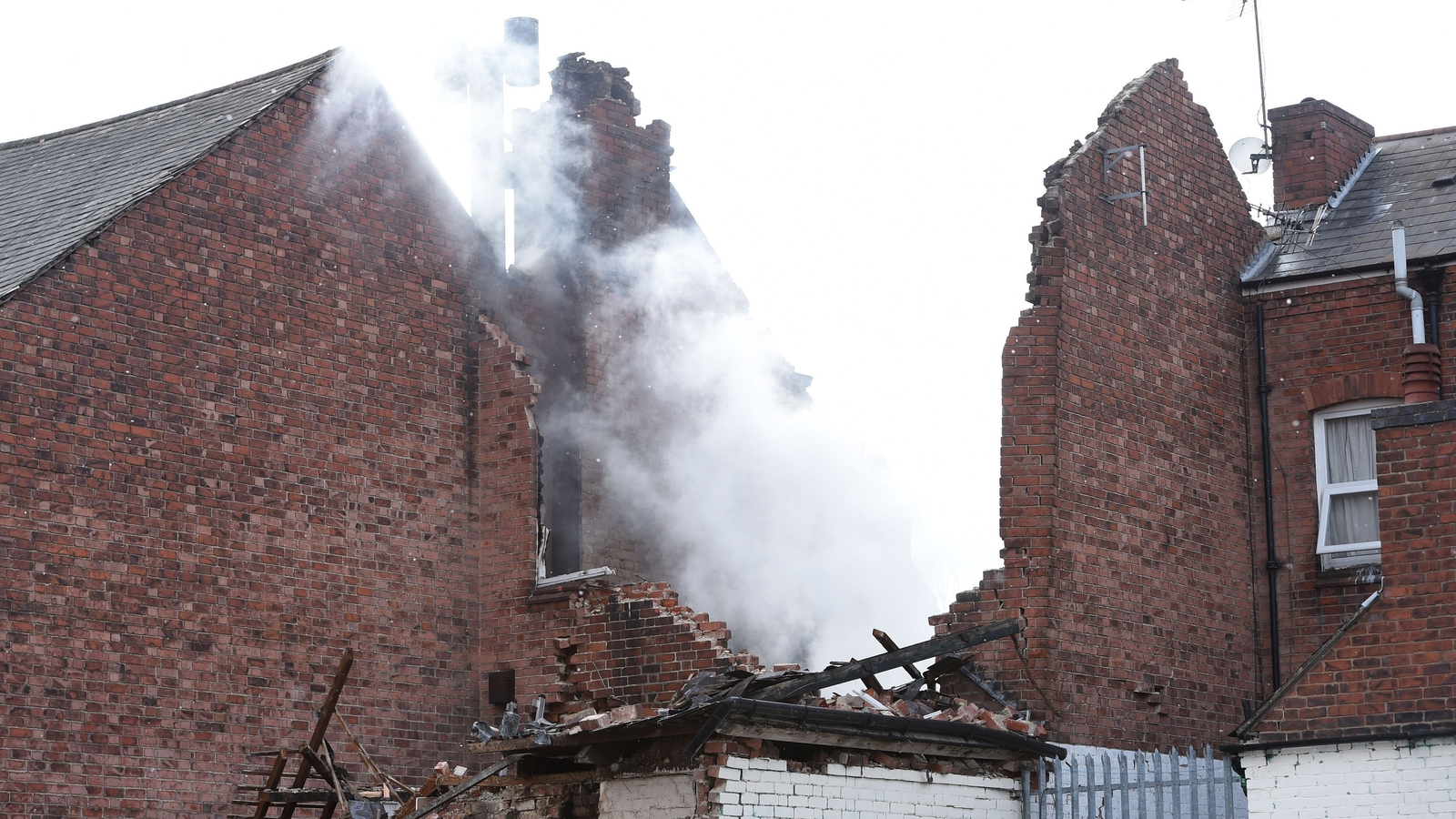 Five people killed in Leicester shop explosion