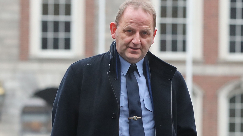 Socrú déanta ag Maurice McCabe leis an Stát agus le Tusla