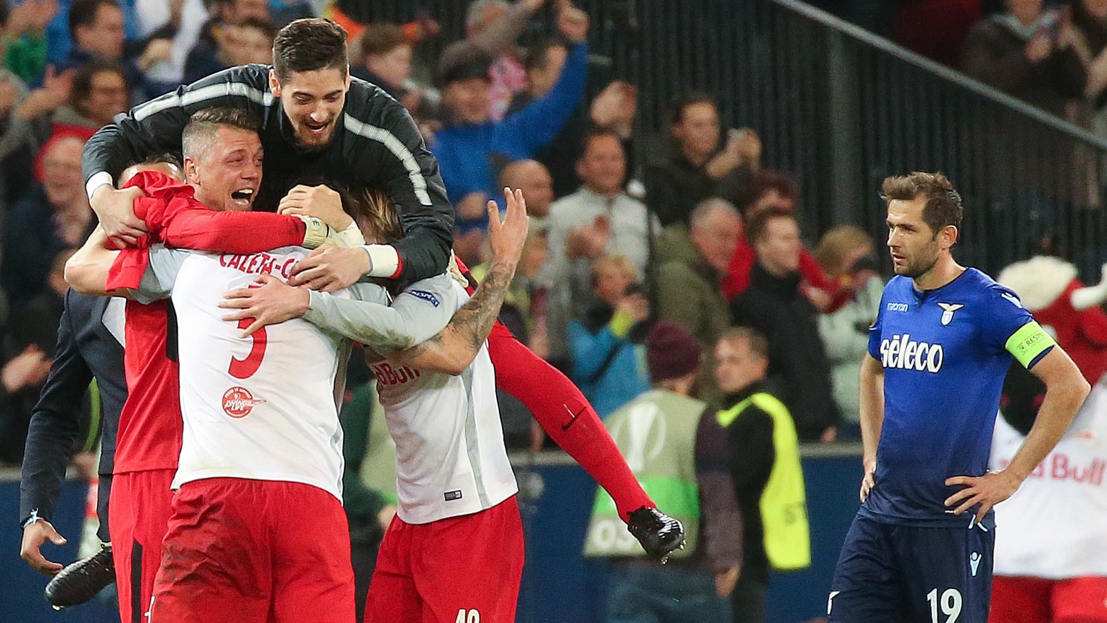 Salzburg pull off miracle comeback to reach semi-final
