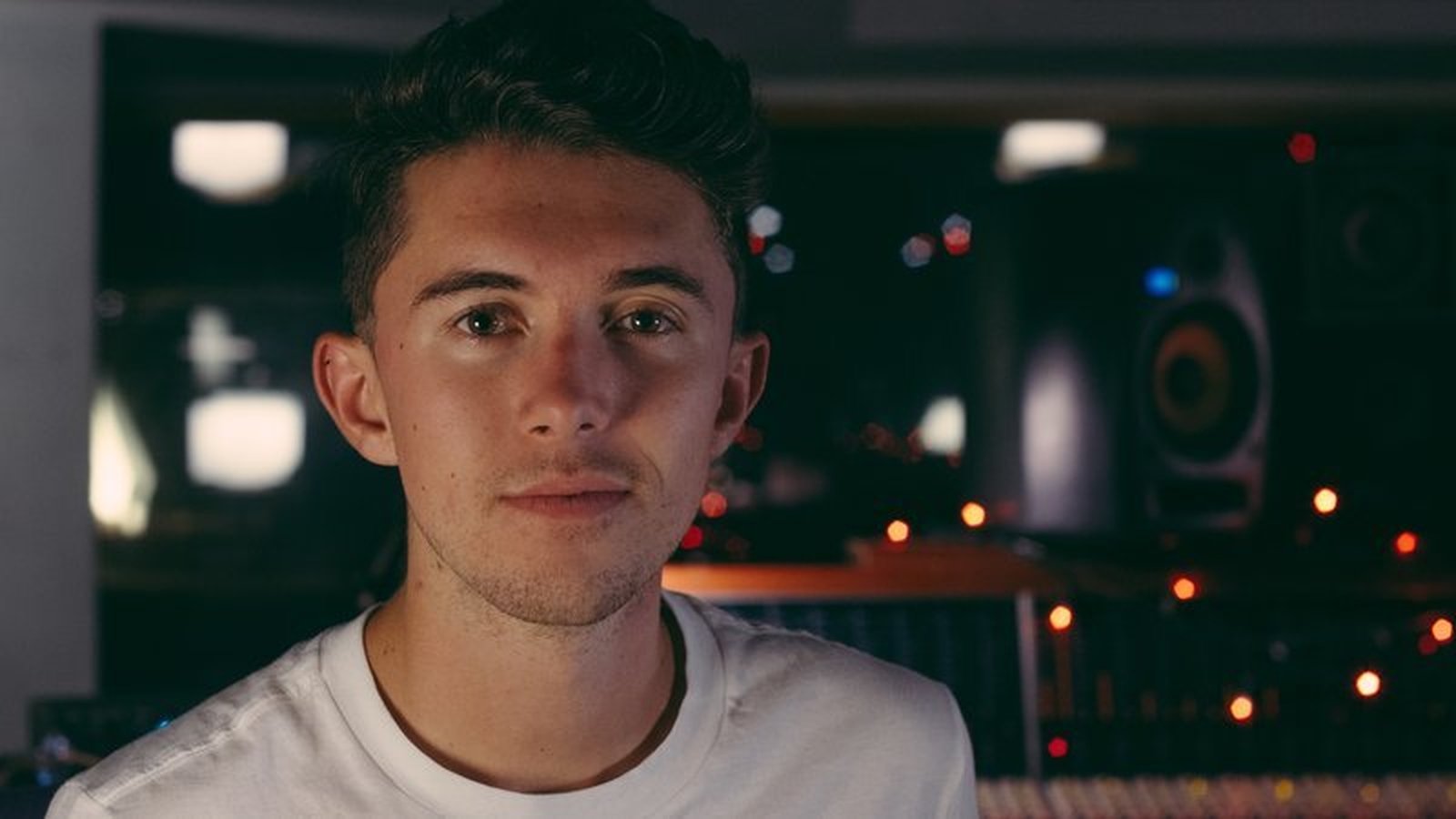 Five singers and dancers to join Ryan for Eurovision