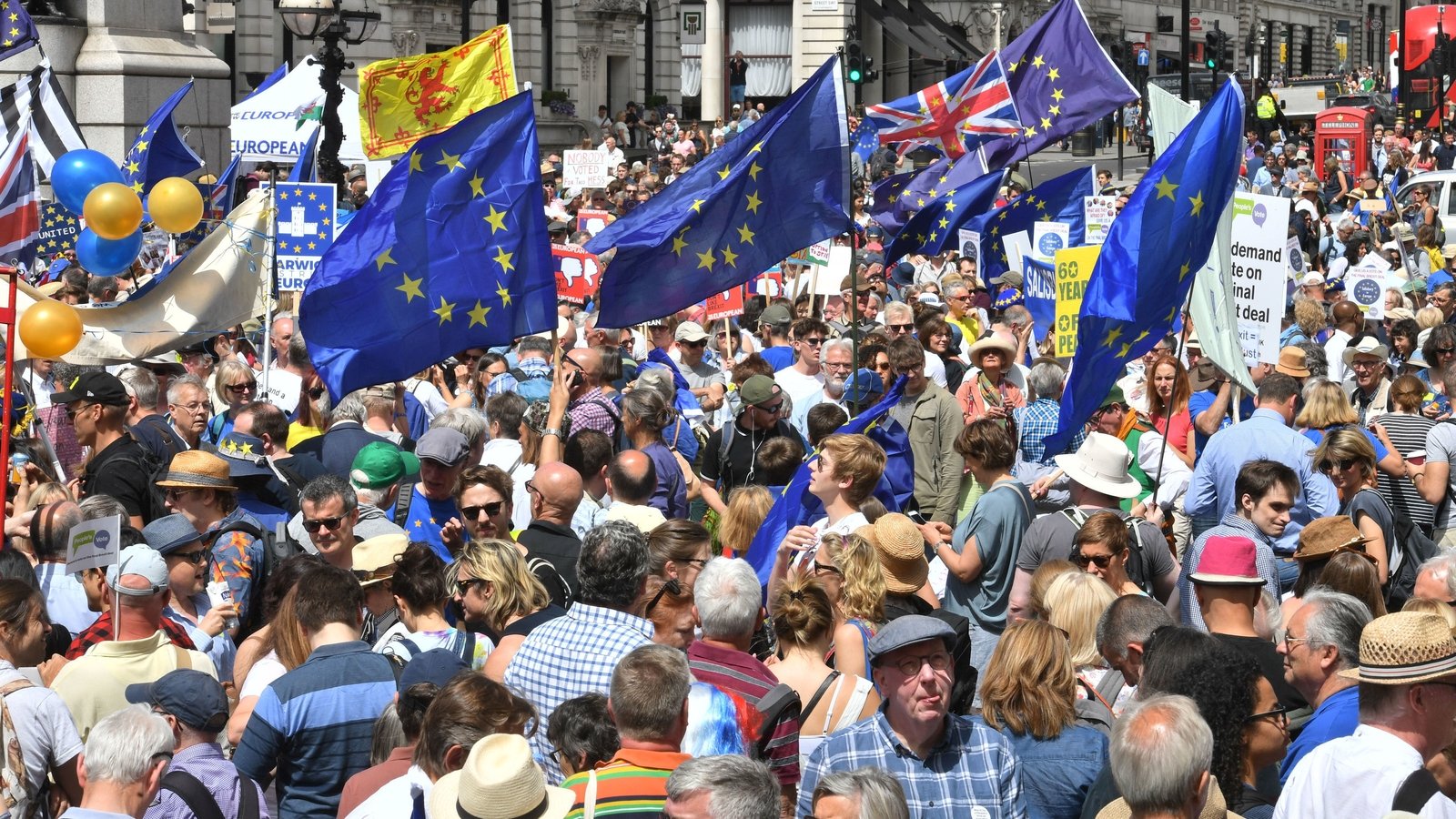 EU supporters march in London over vote on Brexit deal