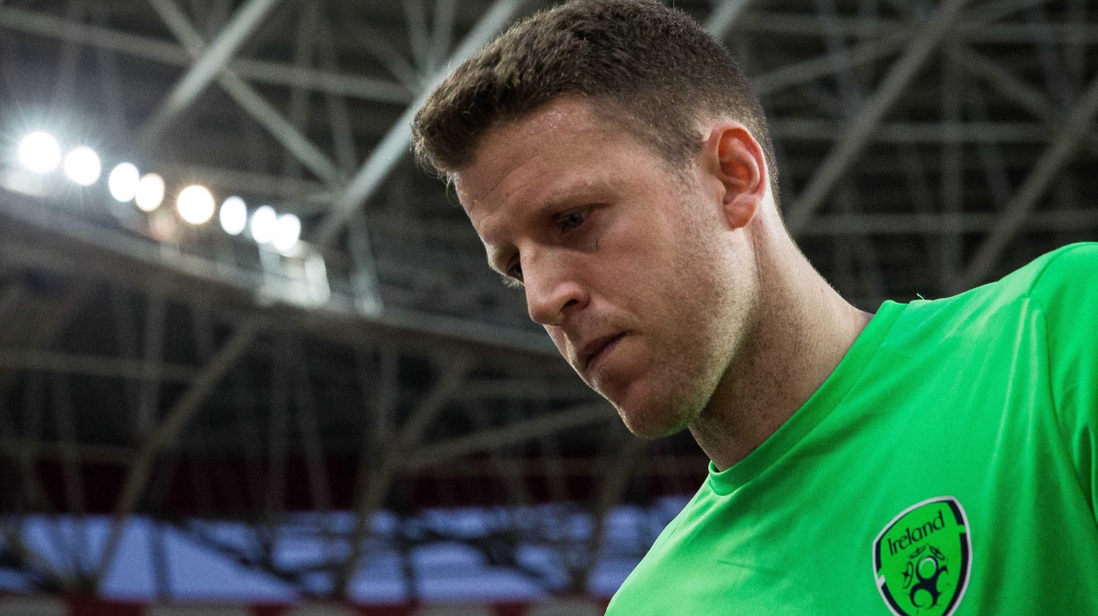 Ireland keeper Colin Doyle makes move to Hearts