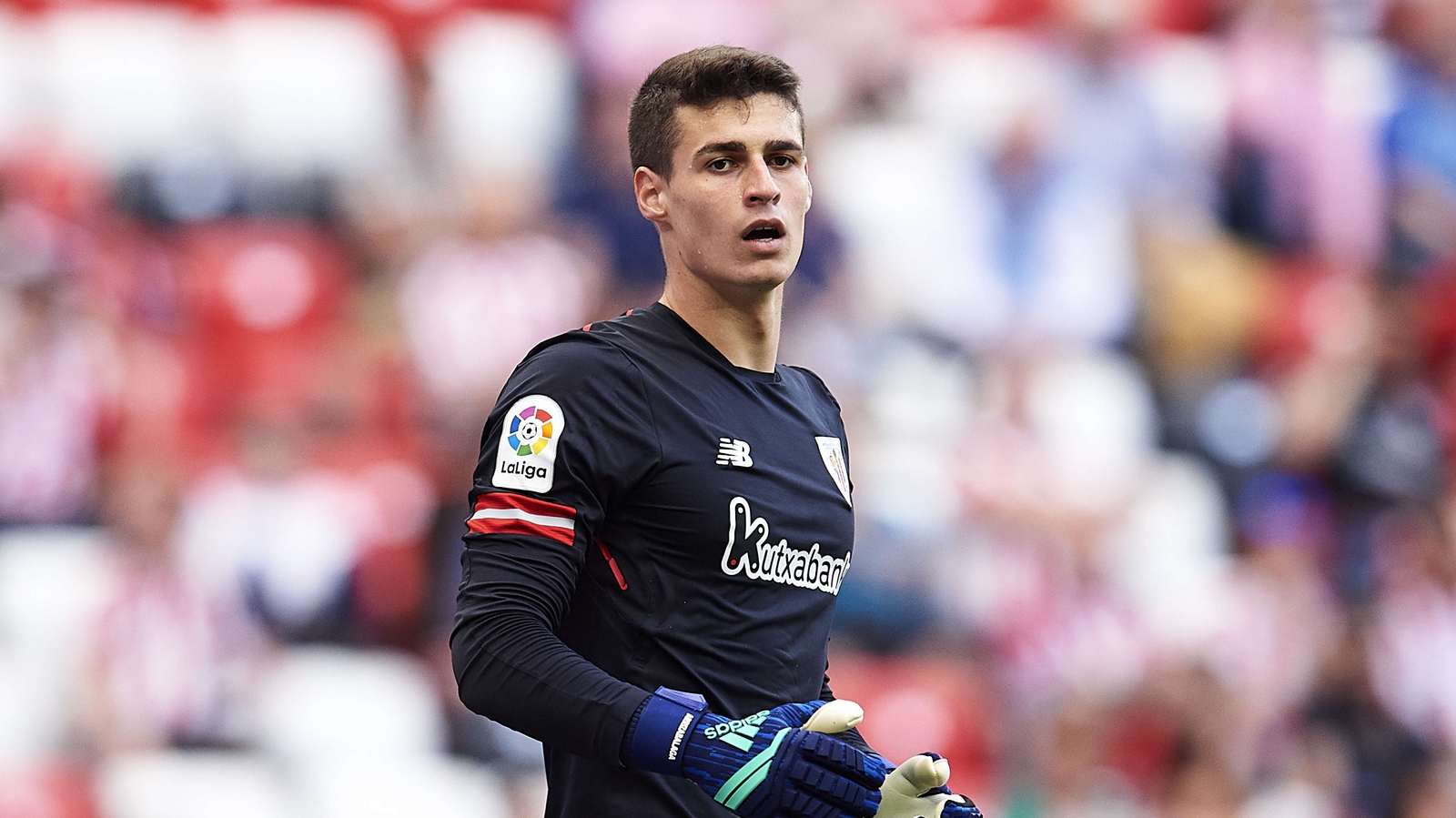 Chelsea ready to pay world record €80m for keeper Kepa