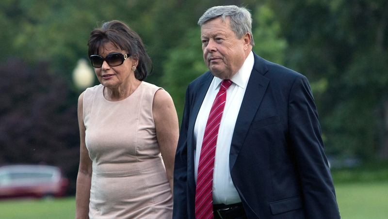 Melania Trump's Slovenian parents get US citizenship