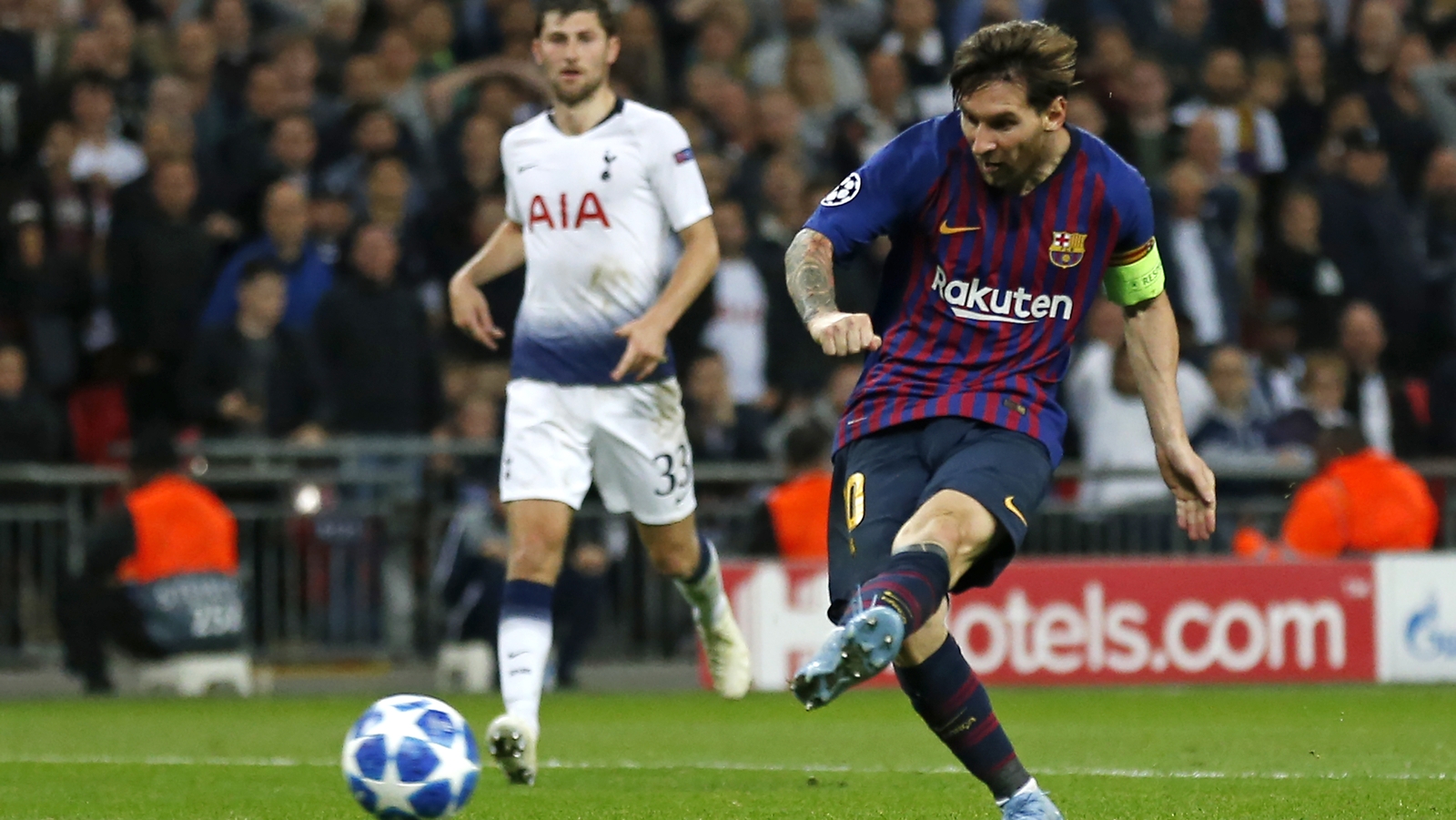 Messi fires Barcelona to 4-2 win at Spurs