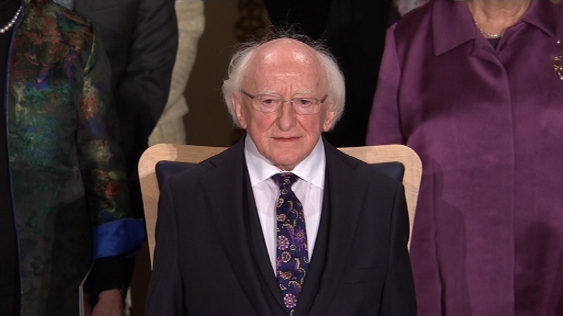 'Cearta daonna á séanadh ag forsaí áirithe '-An tUachtarán