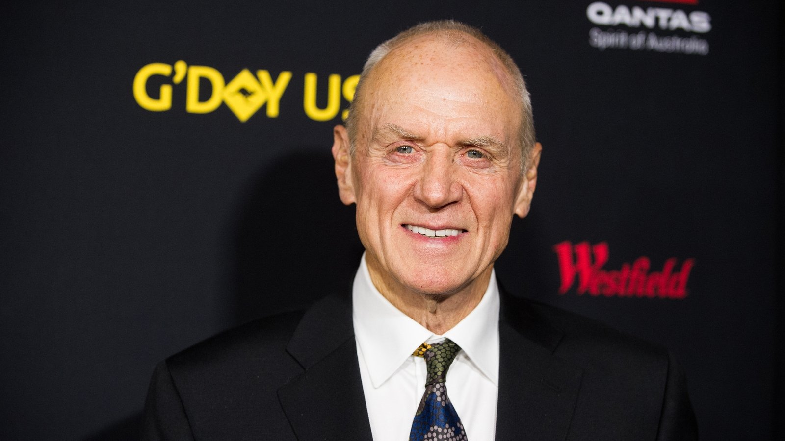 Strewth! Neighbours star back from six feet Down Under