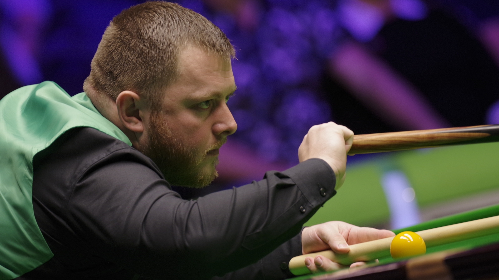 Mark Allen storms in to UK Championship final
