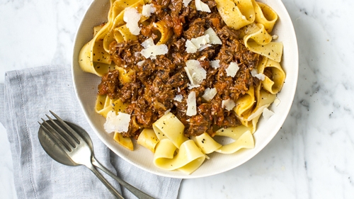 Slow-Cooked Beef Ragu: Donal's Meals in Minutes