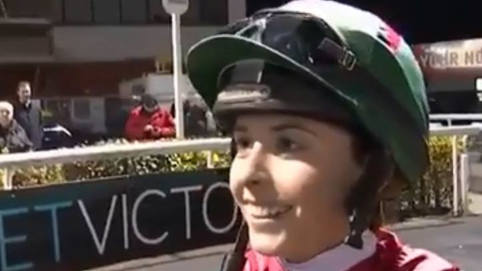 Tipperary teenager Doyle wins first race as a jockey