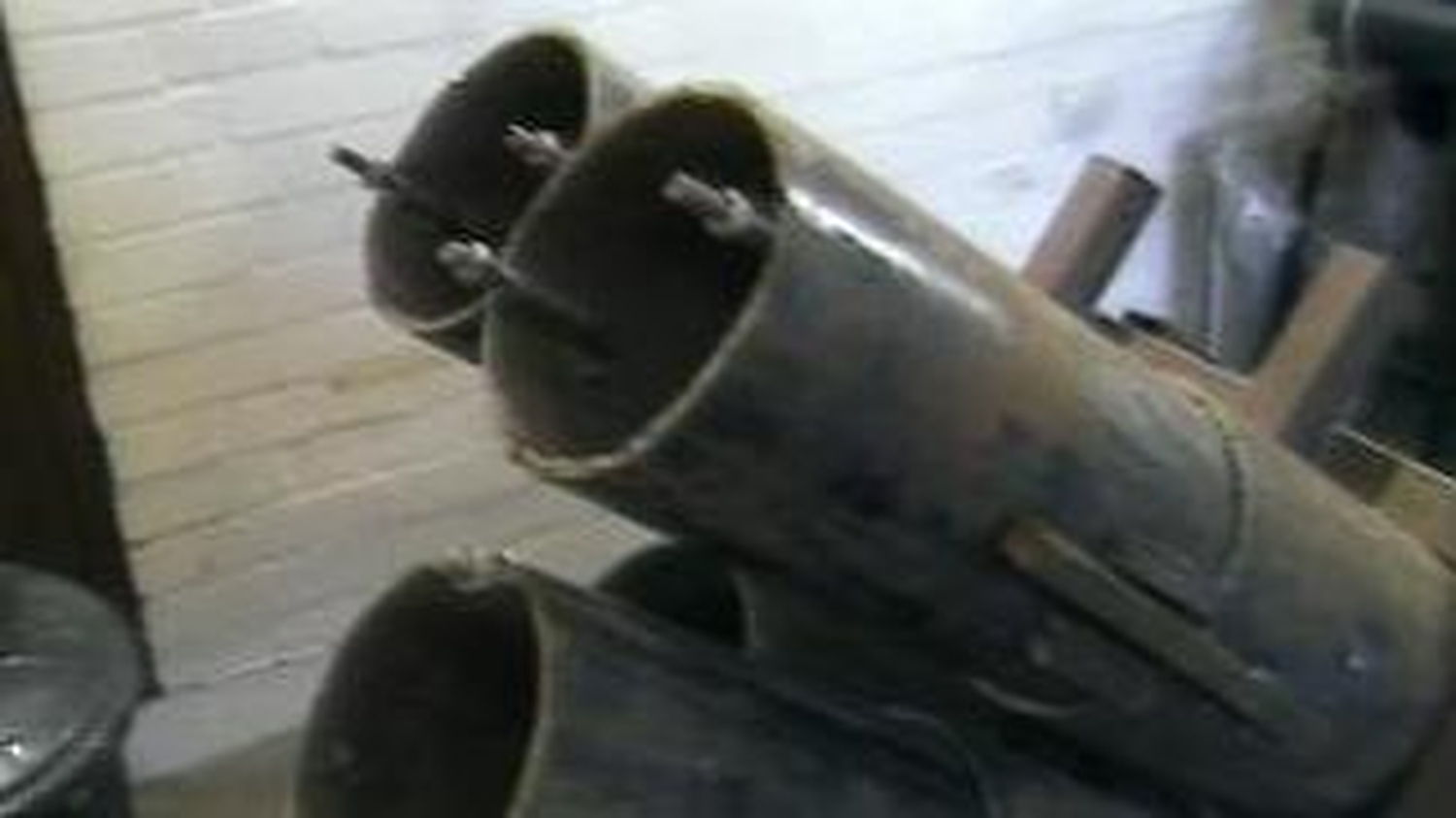 RTÉ Archives | Collections | Mortar Device Found In Derry