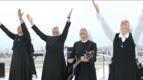 Sister Act Rock And Roll Nuns To Perform For Pope 