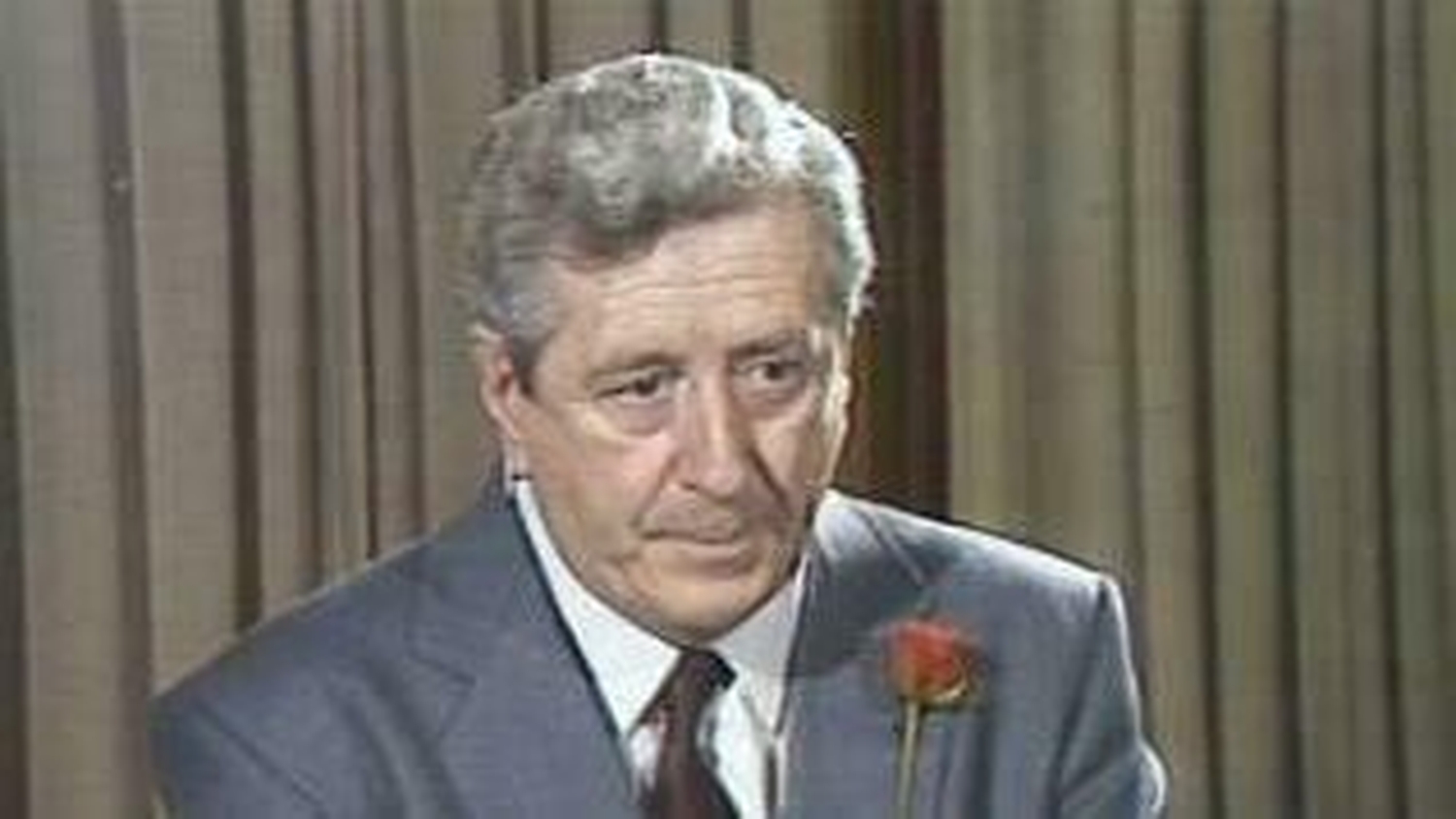 RTÉ Archives | Collections | Garret FitzGerald On Resignation