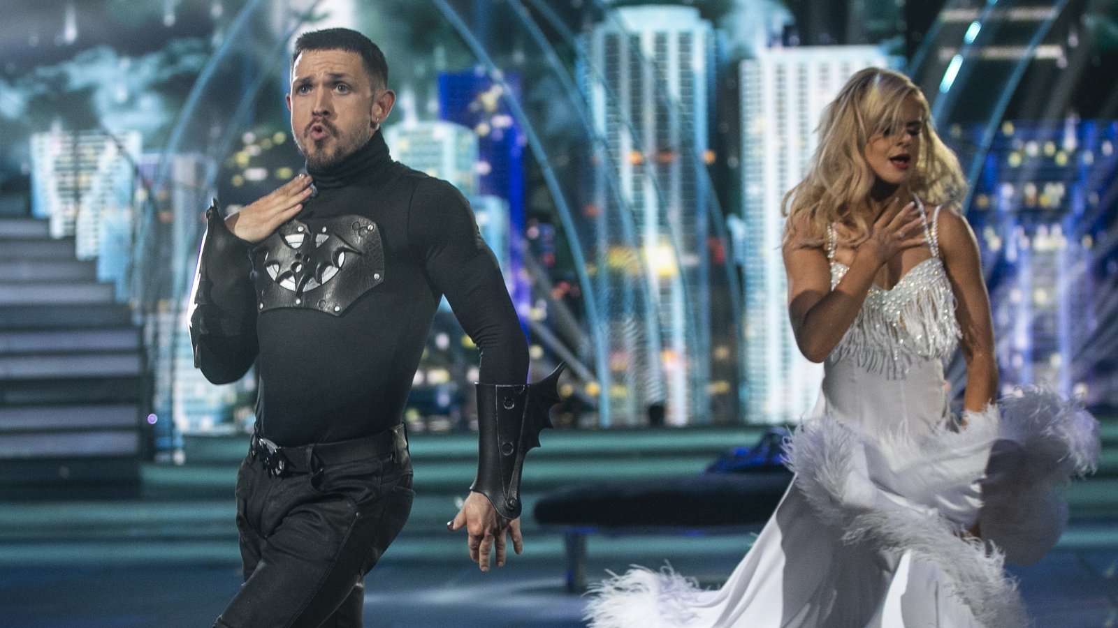How DWTS fashioned a non-Batman 'Batman' costume