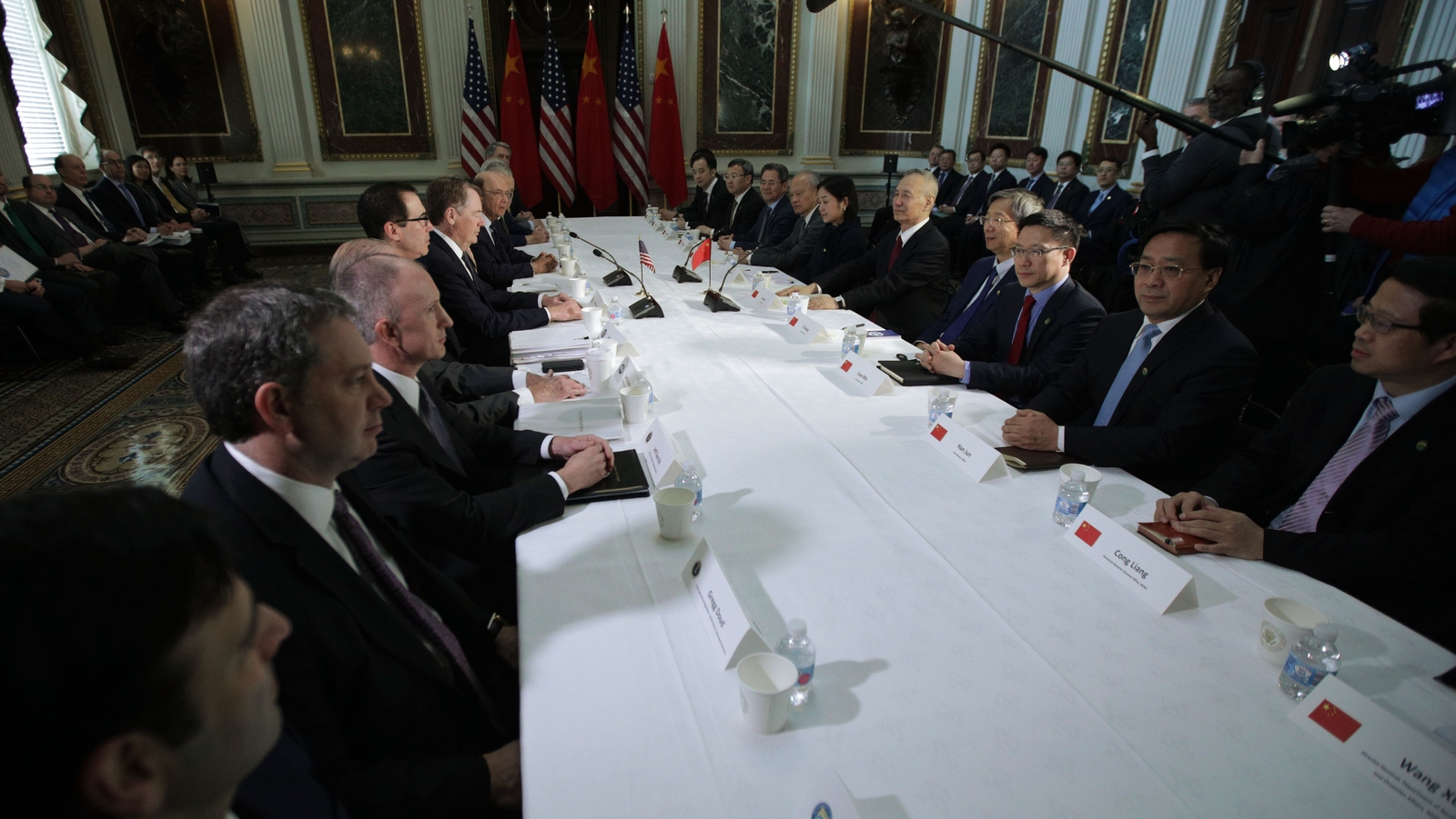 US and Chinese negotiators haggle over trade agreement