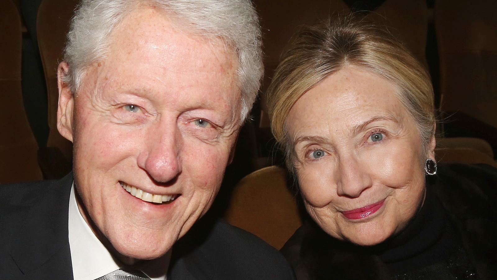 Clintons deny cutting Irish scholarship funding