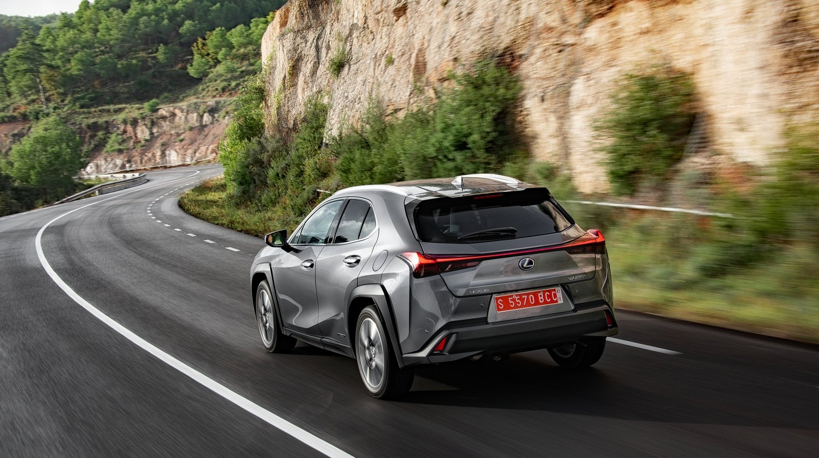 Lexus launches "budget" compact crossover model..