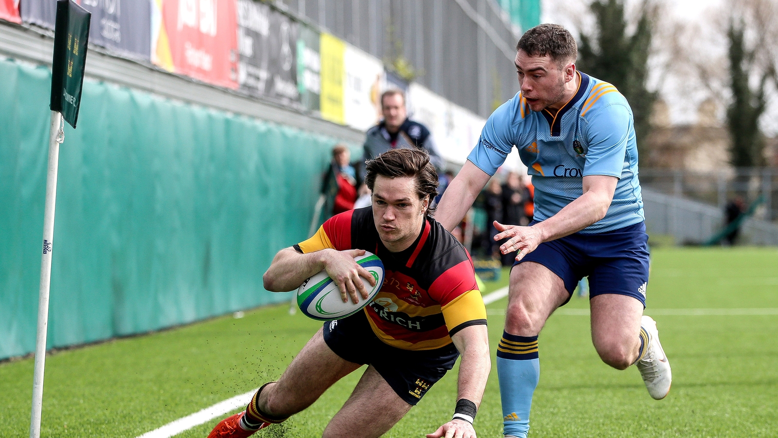 AIL round-up: Dublin Univ close in on semi-finals