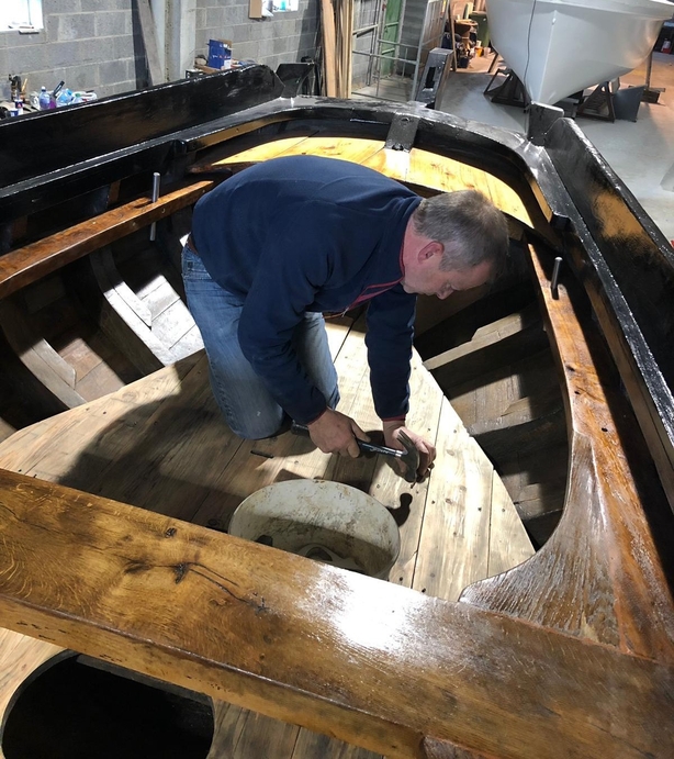 Gleoiteog a tógadh i nGaillimh sa 19ú haois athchóirithe