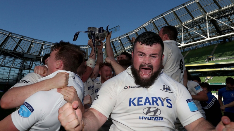 Burke returns from Nottingham to sign for Connacht