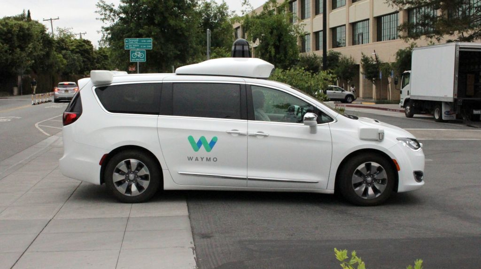 Waymo offers Wifi and other perks into robotaxis