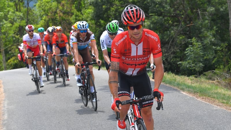 Nicolas Roche takes sixth in pulsating Tour stage