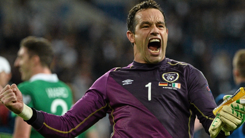 Ireland keeper David Forde announces retirement