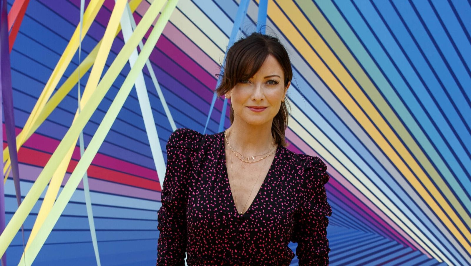 Jen Z on her 40th birthday dress and borrowing kids' clothes