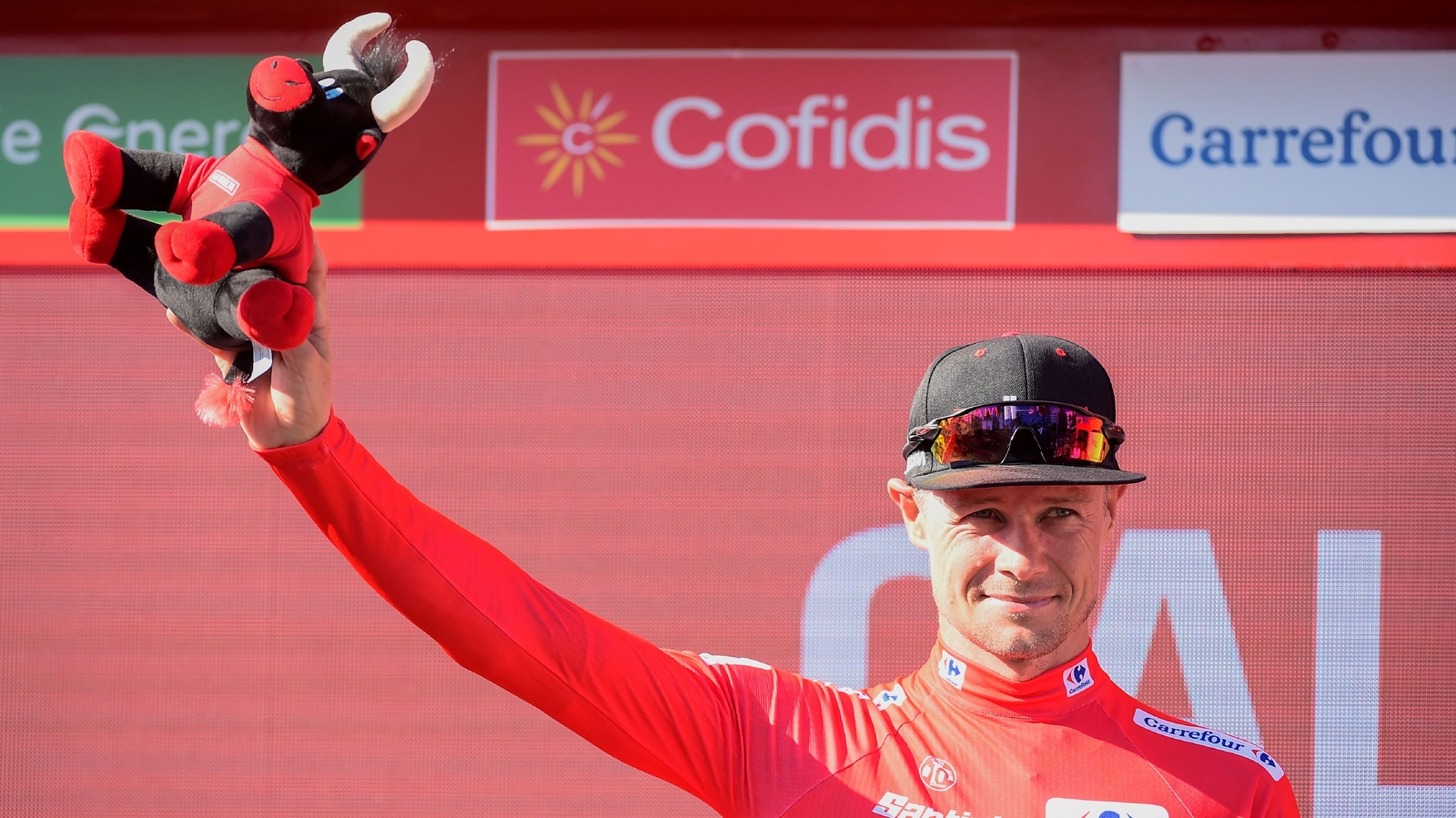 Ireland's Nicolas Roche leads Vuelta after Stage 2